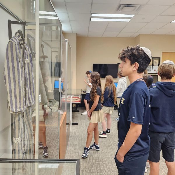 Building Holocaust Awareness | Posnack School