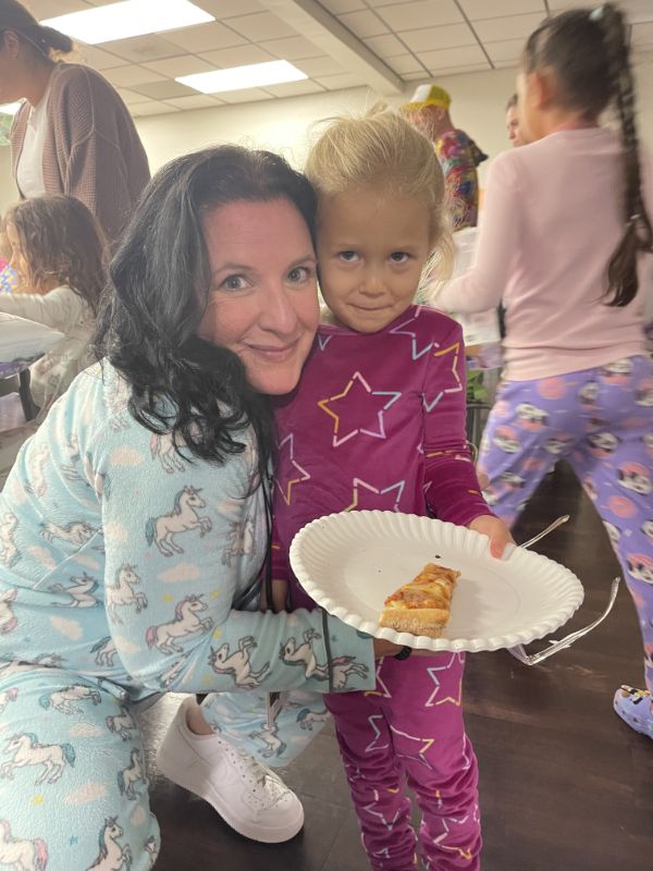 Jr. Kindergarten Has a Pajama Party | Posnack School