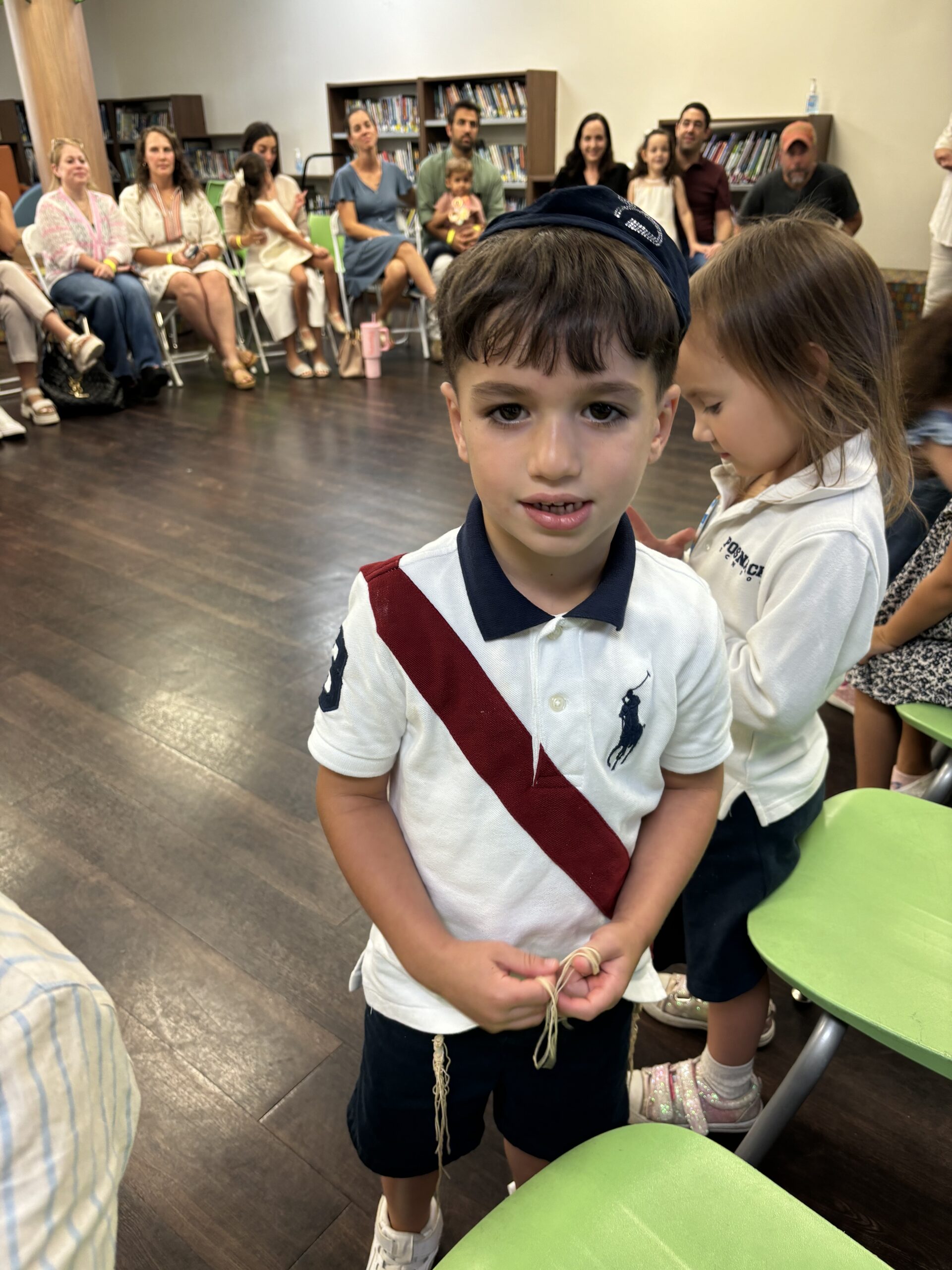 Jr. Kindergarten Shabbat – Posnack School